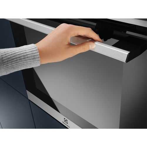 Electrolux EOF6P46X | Confronta prezzi | Trovaprezzi.it