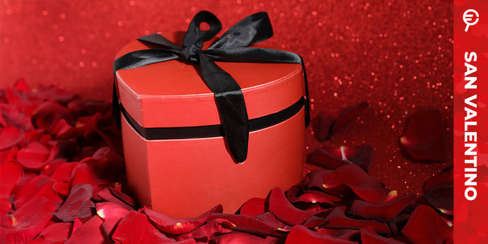 Idee regalo per San Valentino: cofanetti beauty per lei e per lui