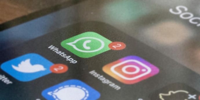 Come usare la funzione "Layout" sullo stato di WhatsApp