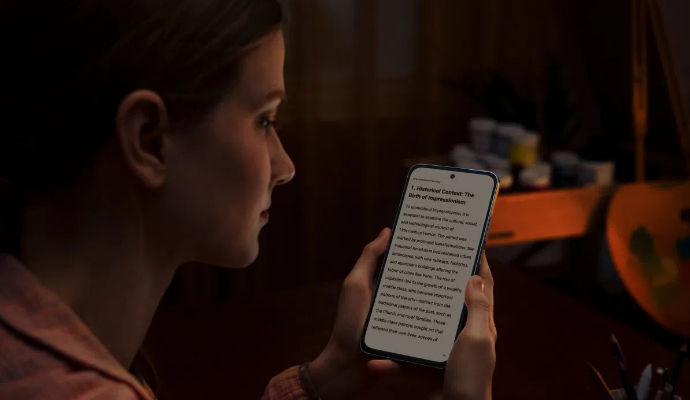 TCL annuncia il nuovo smartphone NXTPAPER 70 Pro