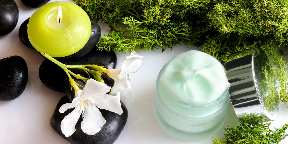 Creme a base di alghe: benefici e quali prodotti scegliere
