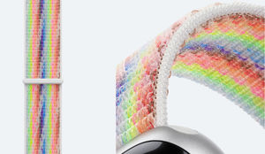 Apple lancia il nuovo cinturino Sport Loop Pride Edition